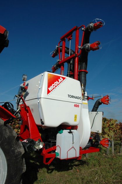 Nicolas sprayers tornado porté - Pulvérisateur pneumatique ...